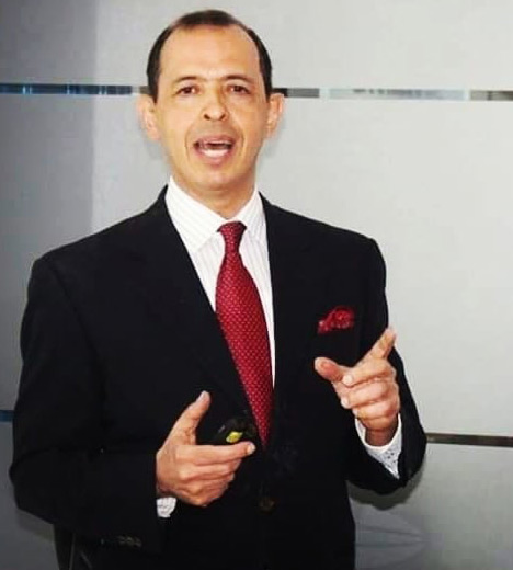 César Román en Ecos de Personajes Poéticos